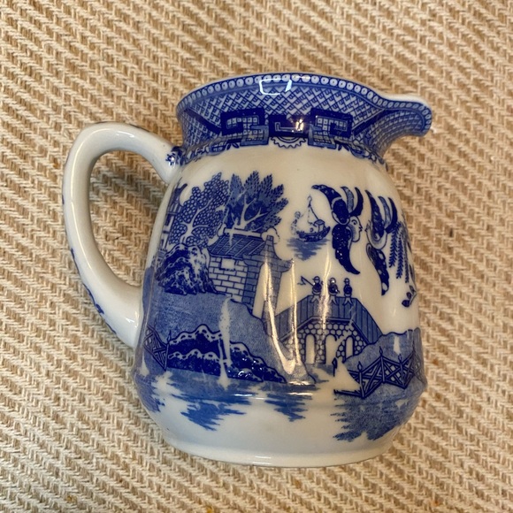 Blue Willow | Kitchen | Blue Willow Blue White Ceramic Pitcher Antique ...